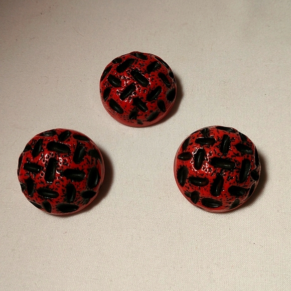Vintage Red Dome Buttons | Office | Vintage Red With Black Design Half ...